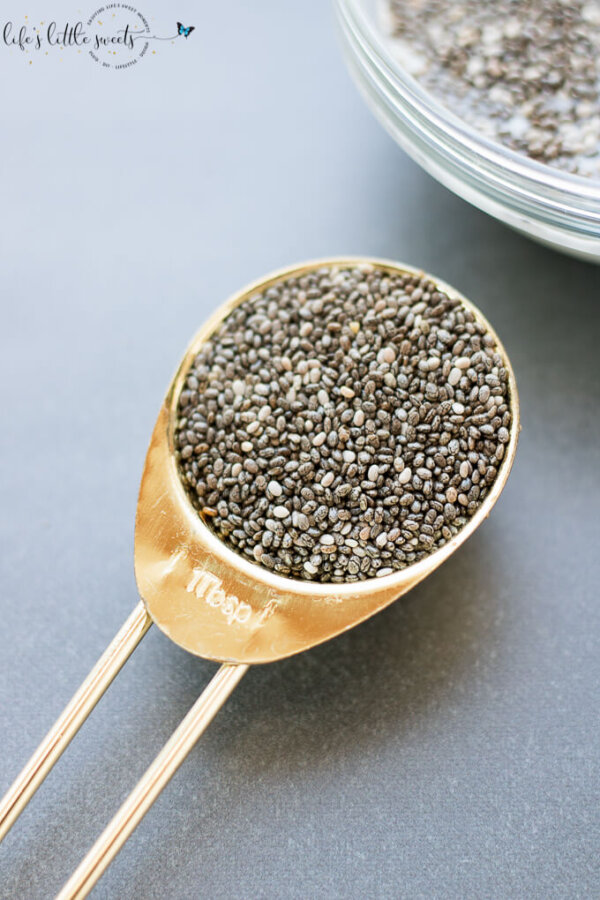 Berry Chia Date Smoothie - Chia Seeds, Milk - Life's Little Sweets
