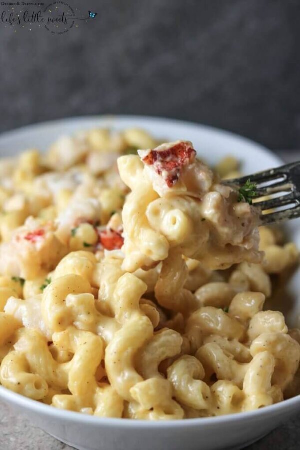 Lobster Macaroni and Cheese (Seafood, Pasta) - Life's Little Sweets