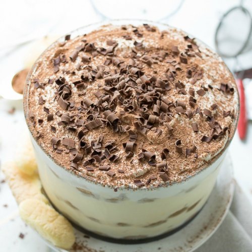 Tiramisu Trifle Recipe (Mascarpone, Whipping Cream) - Life's Little Sweets