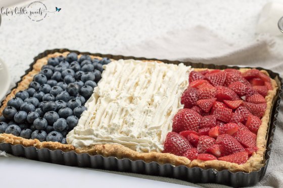 French Flag Tart (Chocolate Ganache, Whipped Cream, Berries) - Life's ...