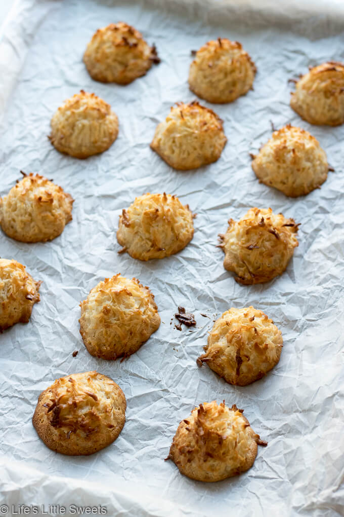 Coconut Macaroons (Sweetened Condensed Milk, Coconut Flakes, Egg ...