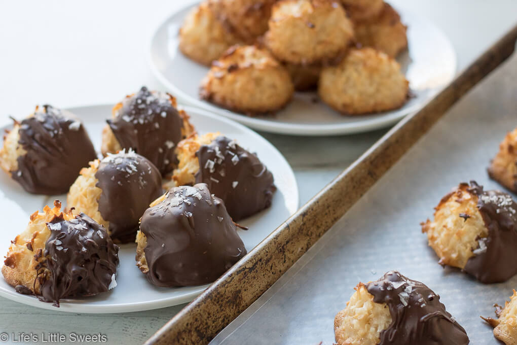 Coconut Macaroons (Sweetened Condensed Milk, Coconut Flakes, Egg ...