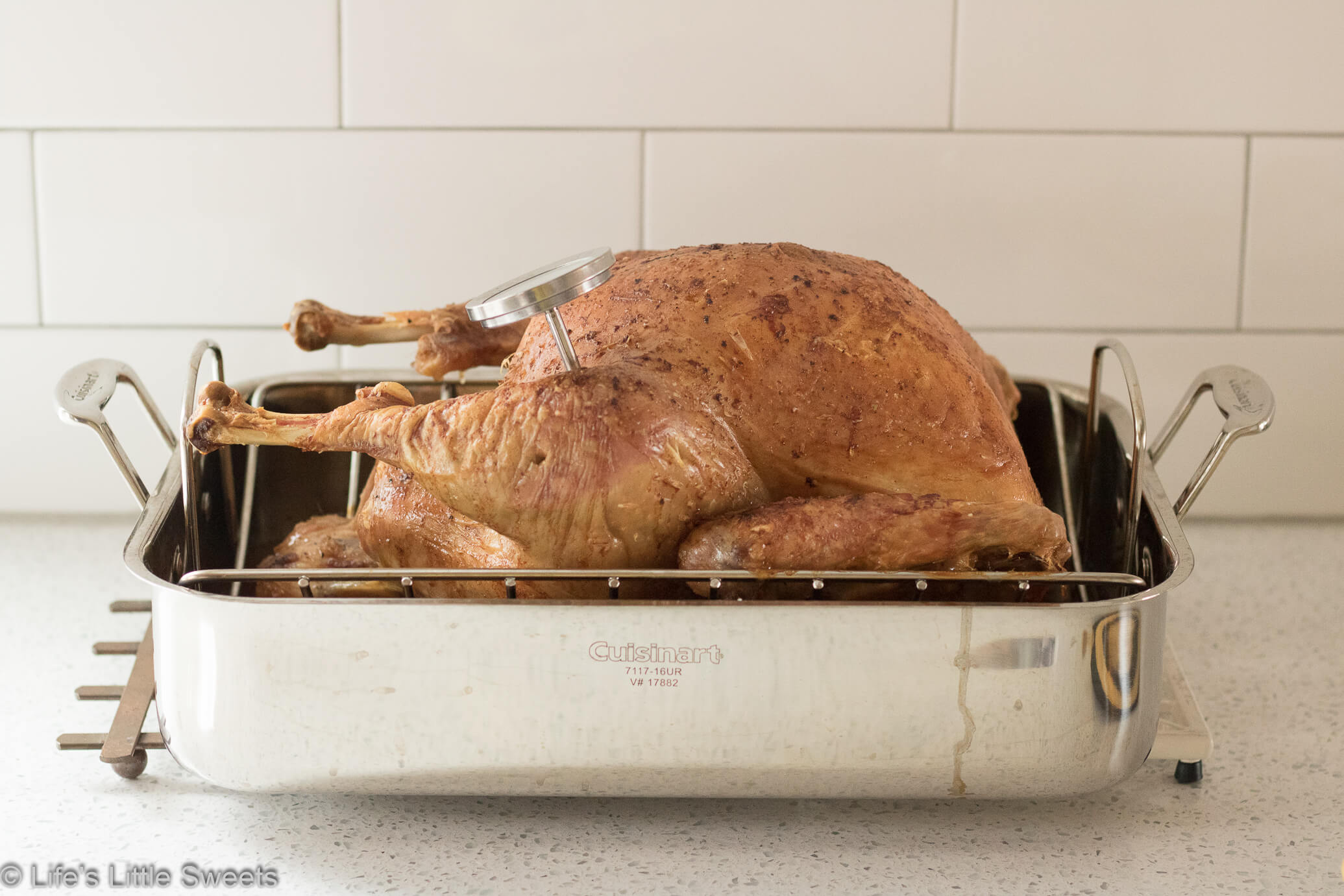 How to Roast a Turkey (Salt, Pepper, Turkey, Butter) - Life's Little Sweets