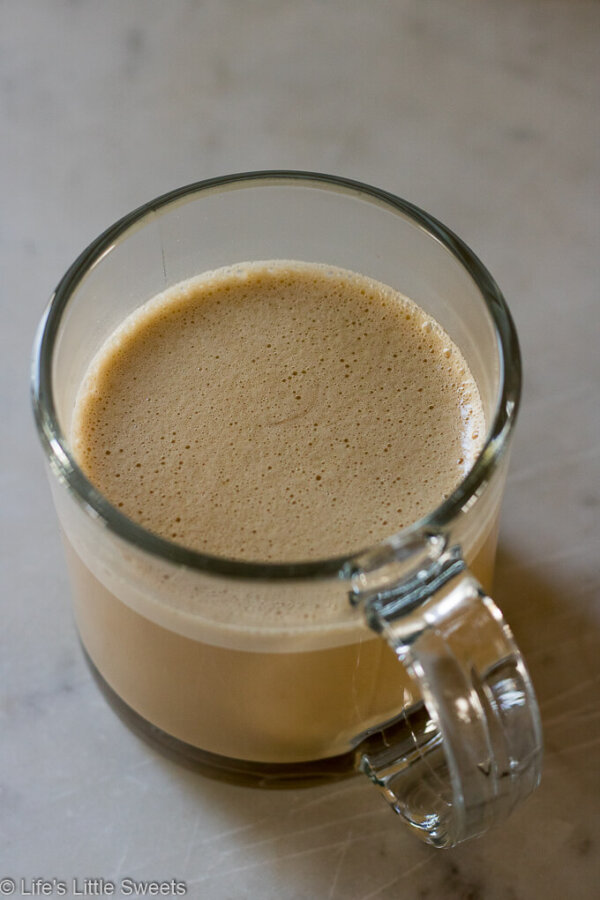 Keto Butter Coffee Recipe (Ketogenic, Bulletproof Coffee, Ghee, MCT Oil ...