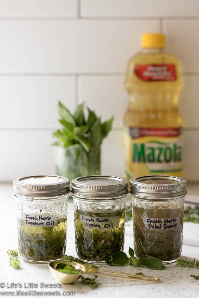 Fresh Herb Salad Dressing (Sage, Basil, Mint, Corn Oil, Salt, Pepper ...