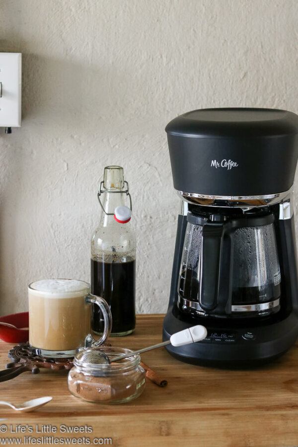 Homemade Gingerbread Coffee Recipe (Sweet, Spiced, Hot, Delicous ...