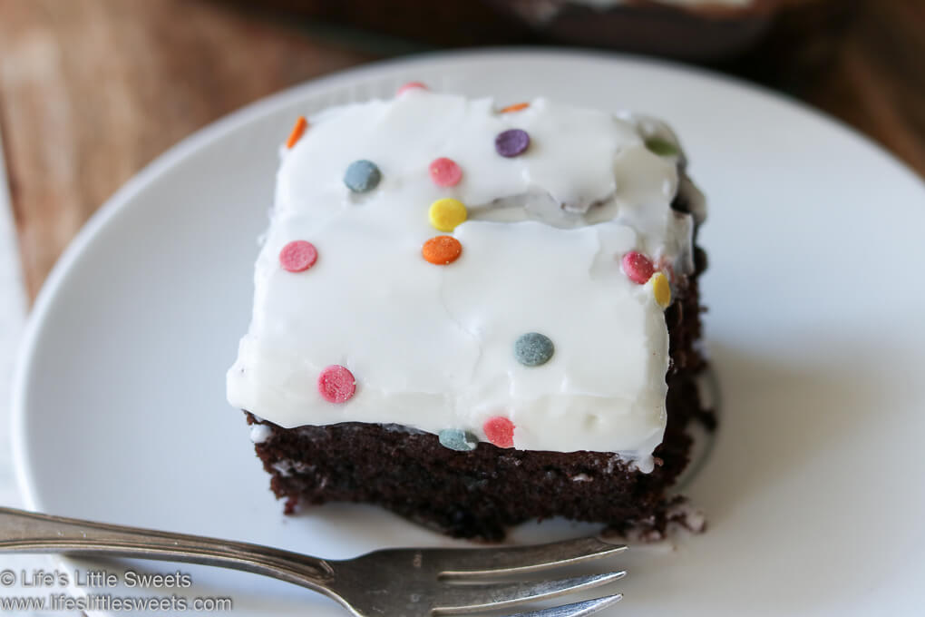 Wacky Cake (Vintage Dessert Recipe, No Eggs, No Butter, No Milk) - Life ...