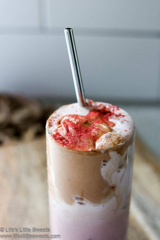 Strawberry Dalgona Whipped Coffee (Instant Coffee, Strawberry Powder ...