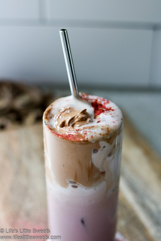 Strawberry Dalgona Whipped Coffee (Instant Coffee, Strawberry Powder ...