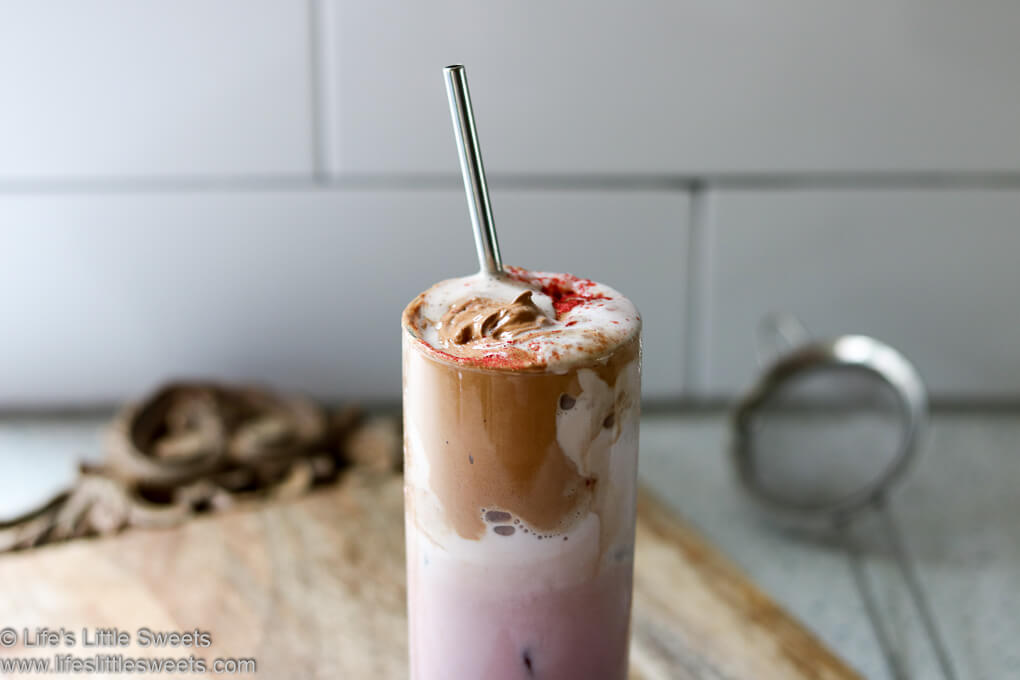 Strawberry Dalgona Whipped Coffee (Instant Coffee, Strawberry Powder ...