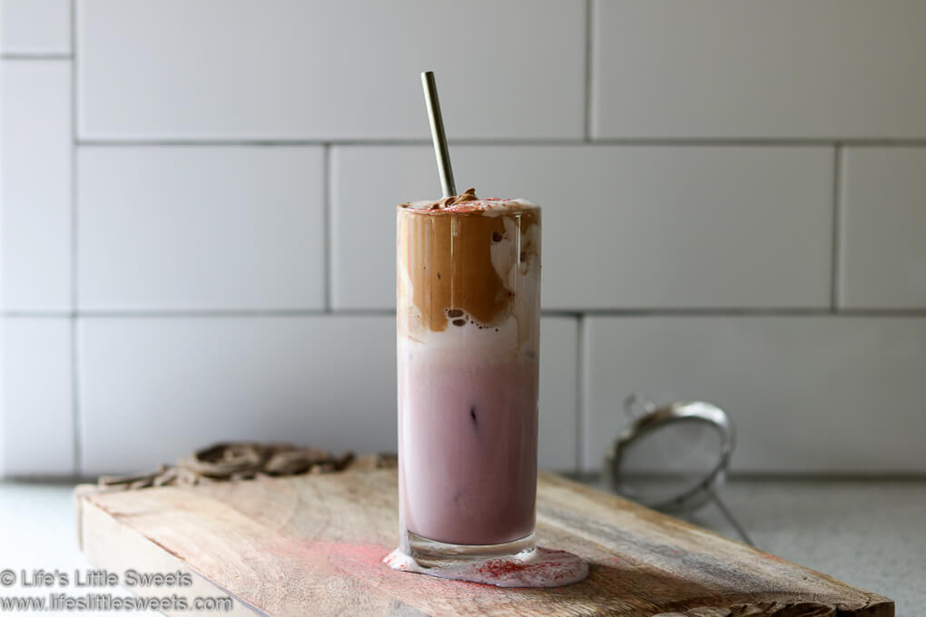 Strawberry Dalgona Whipped Coffee (Instant Coffee, Strawberry Powder ...