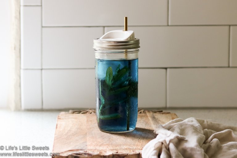 Blue Butterfly Pea Flower Mint Water (Fresh Mint, Ice, Cold Water, Tea ...
