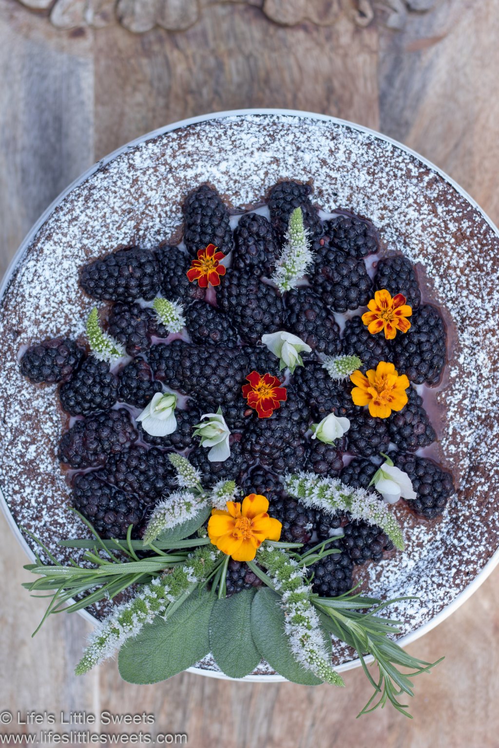 What Flowers are Edible? - Life's Little Sweets